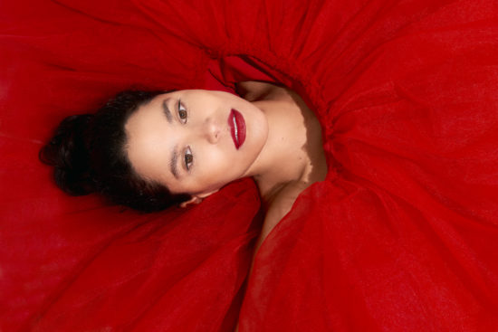 El proyecto de la artista peruana María Fe Baca evoluciona a FE y ...